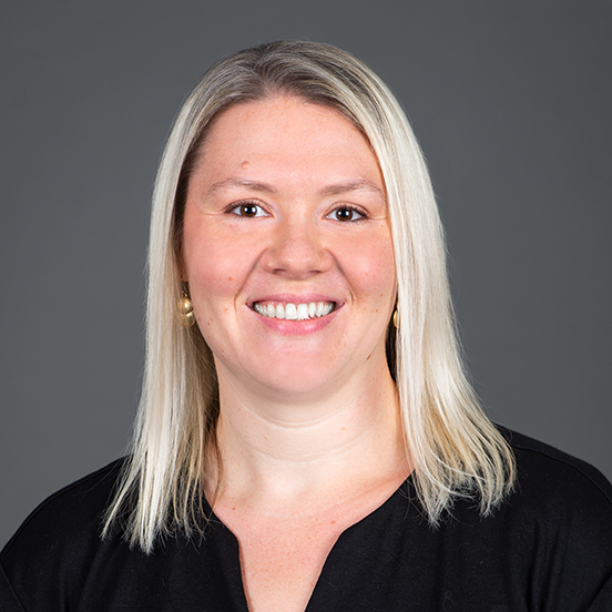 Elizabeth Olivera D.N.P., C.R.N.A. | Health care provider | OHSU